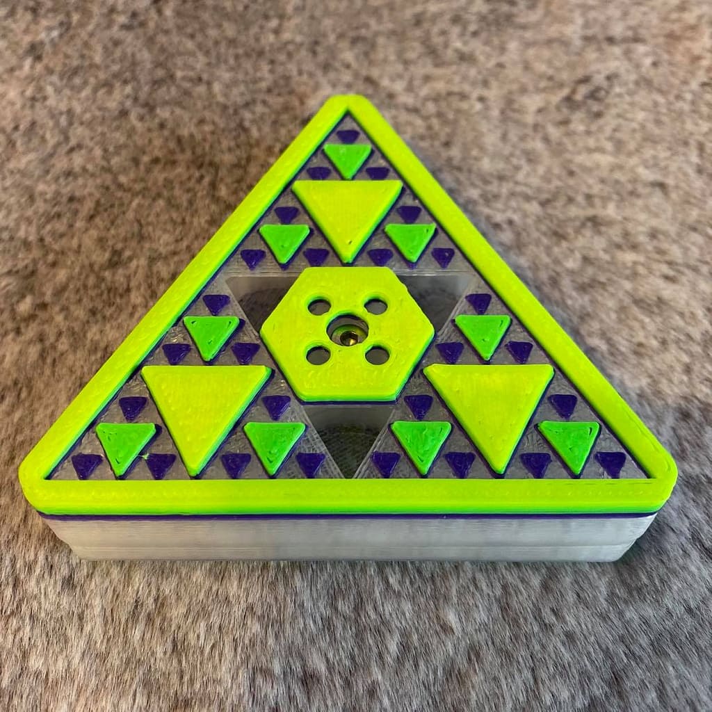 Triforce LED Orbit (V2) – UFObjects